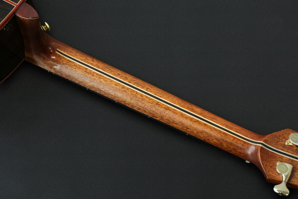 JC-7 – Natashaギター